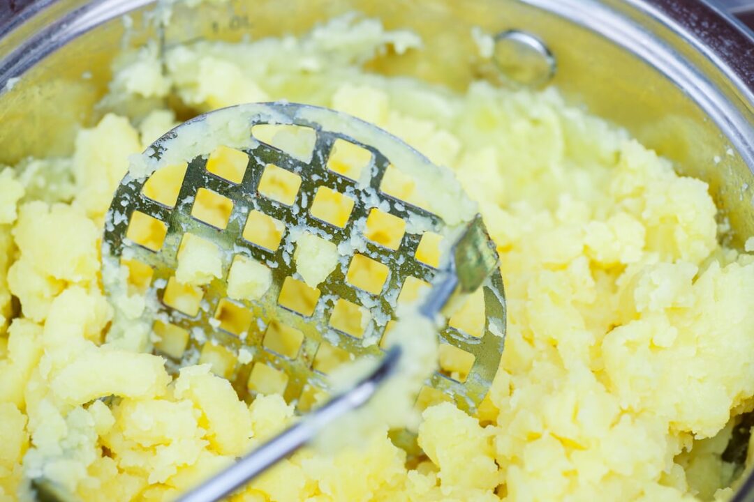 How To Fix Undercooked Mashed Potatoes | The Best Way - Survival Freedom
