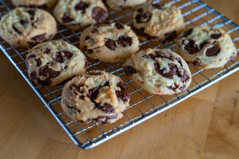 How To Make Cookies Less Crumbly | 6 Easy Fixes - Survival Freedom