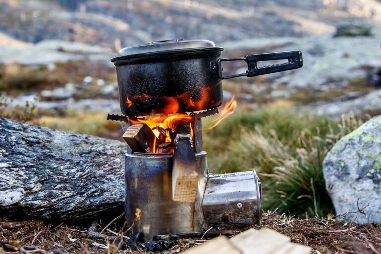 What Is a Hobo Stove? (And How To Make One) - Survival Freedom
