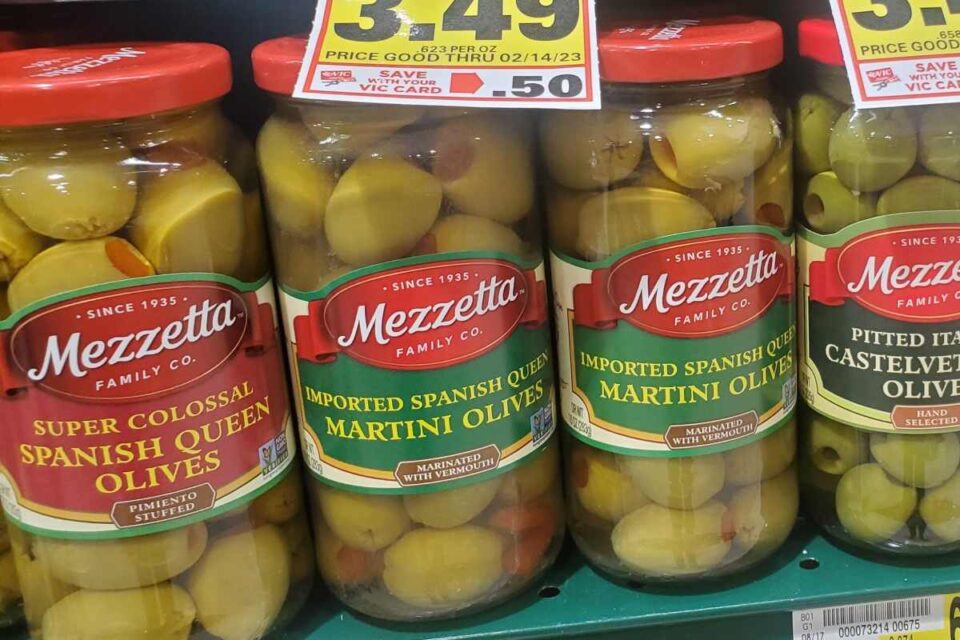 The 9 Best Types of Olives for Salads - Survival Freedom