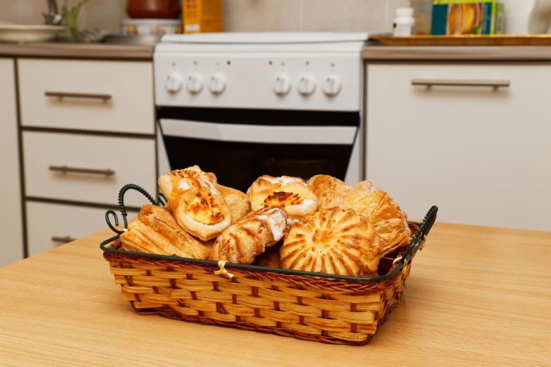 Cooked Foods That Can and Can’t Be Left Out Overnight - Survival Freedom