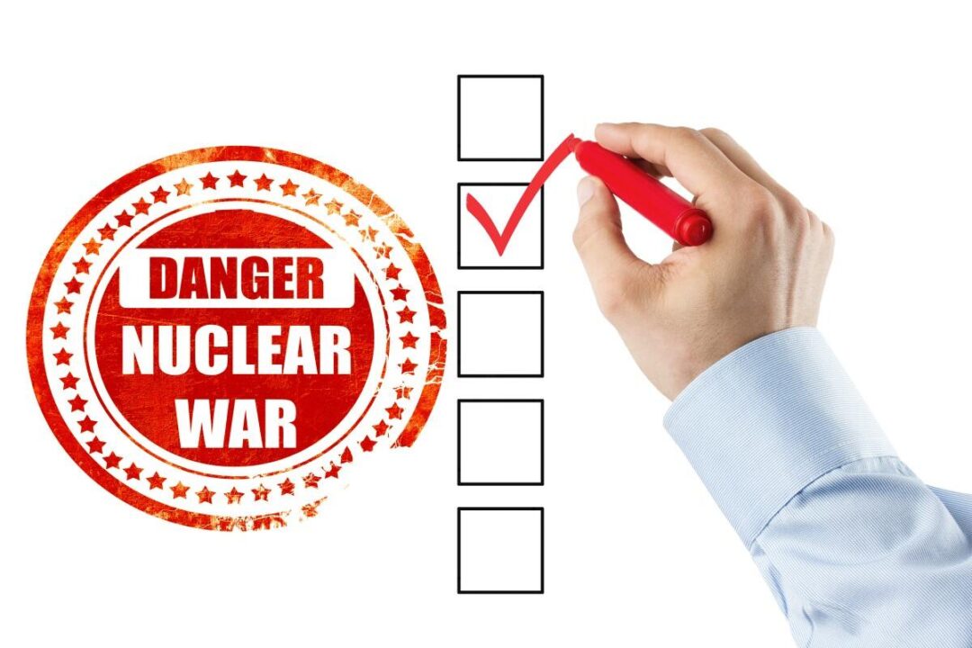 12 Things to Do Immediately if a Nuclear War Breaks Out - Survival Freedom